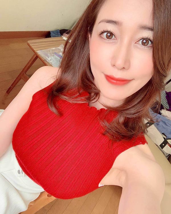 ยู ชิโนดะ ดาราเอวี Yu Shinoda หุ่นเด็ดลีลาโดน หนังผู้ใหญ่ AV Porn 18+