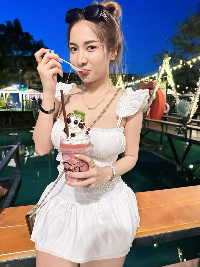 Nawnee Kanyamon แจกวาร์ป สาวหมวย อกโต บิกินี่ เด็ด เต้นยั่ว 18+